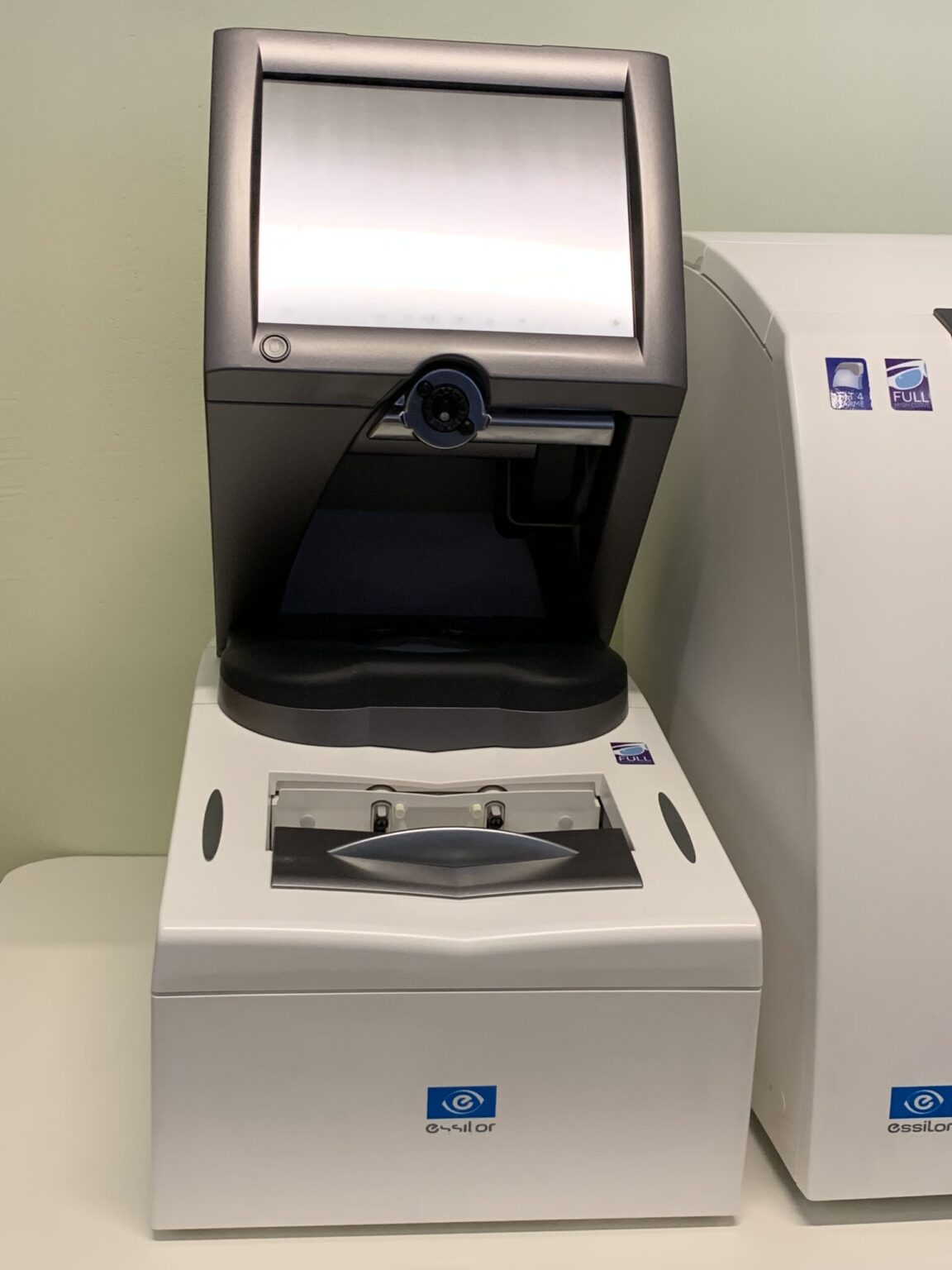 Essilor Mr.Orange Lens edger and Tracer – Optik Mash