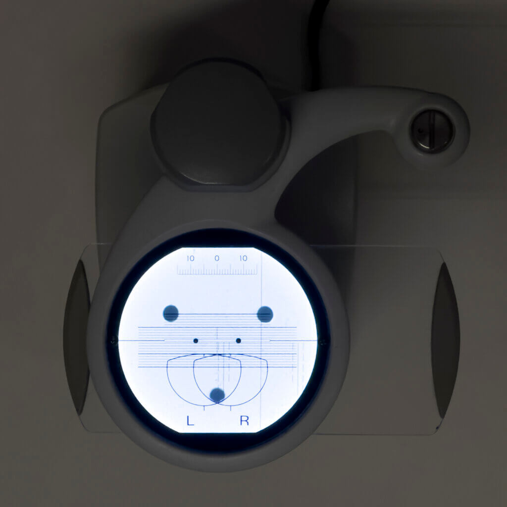 Nidek CE-9 Manual Blocker – Optik Mash